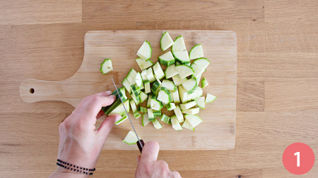 Ricetta Straccetti di manzo con zucchine e pomodorini - Ricetta.it